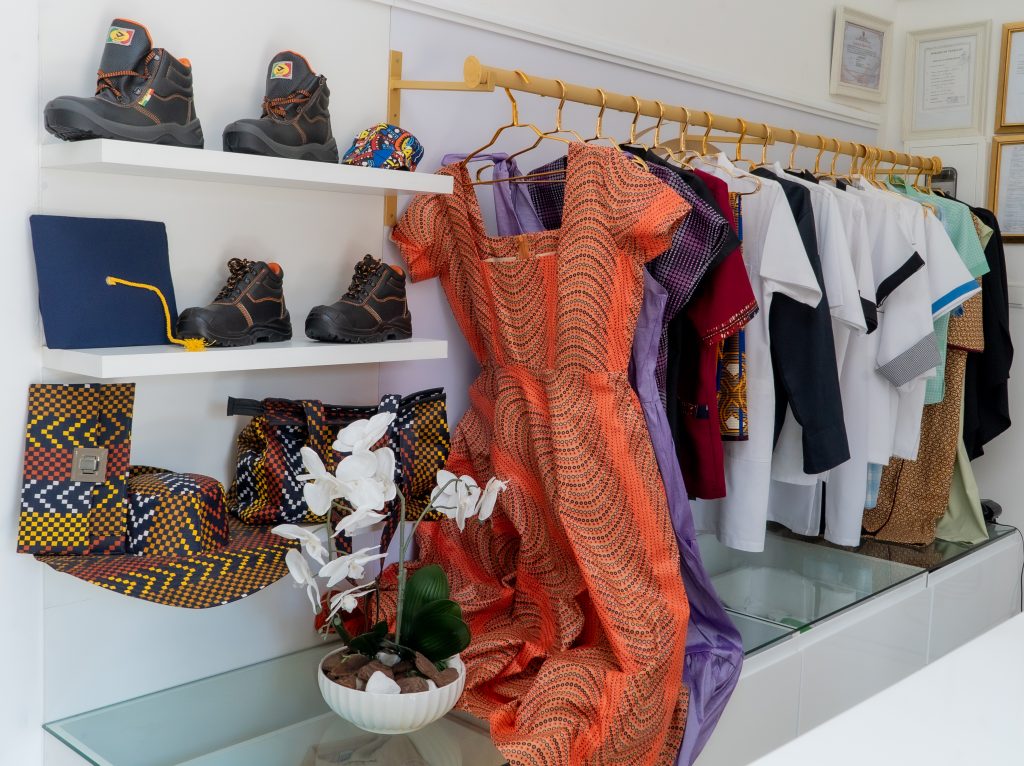 Serviços - “Costure o seu futuro com a Tsok”